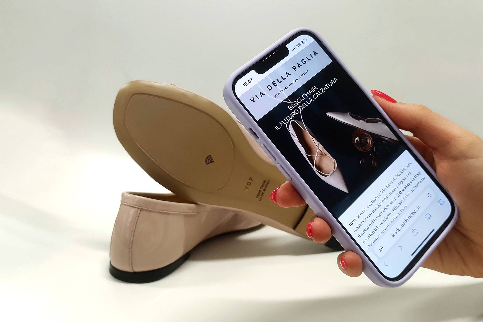 Ballet shoes designed with AI - Luxury redefined by EZ Lab